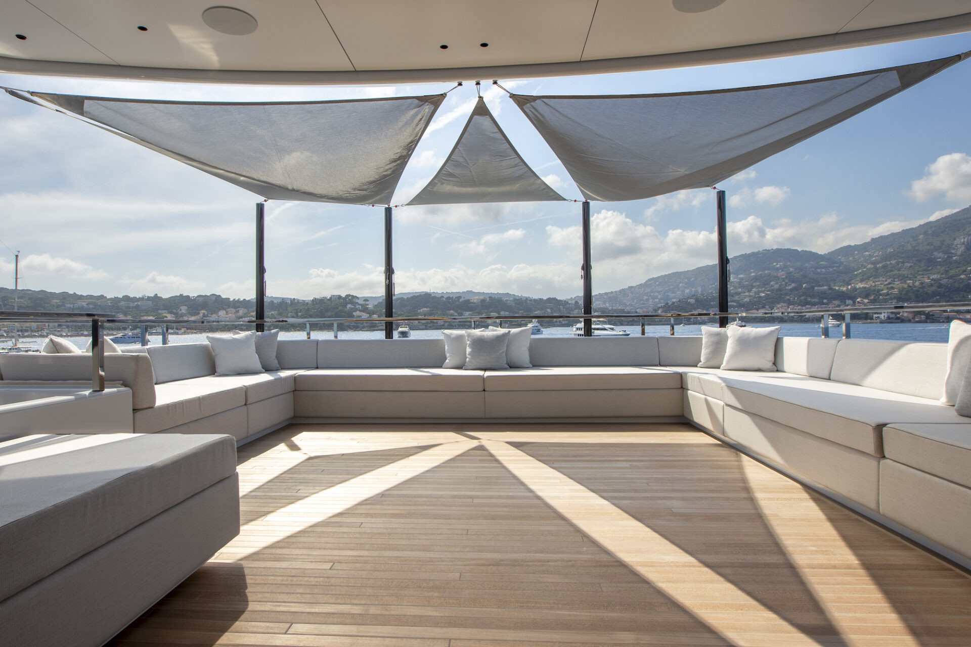 Charter a Custom yacht CONRAD 44 for rent